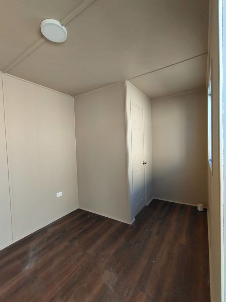 Módulo Oficina con baño 20 pies. Cód. 1111 | Contenedores y módulos en ...
